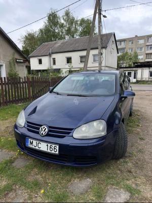 Zils Volkswagen Golf 2005 Viļņa, ar dzinēja tilpumu 2.00 L un nobraukumu 280 tūkst. km par 1450 €, foto  vietnē AUTOMOTO.COM.LV