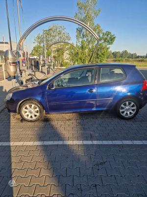Blue Volkswagen Golf 2005 in Kaunas, with an engine capacity of 1.90 L and mileage of 252 thousand km for 1750 €, photo 3 on AUTOMOTO.COM.LV