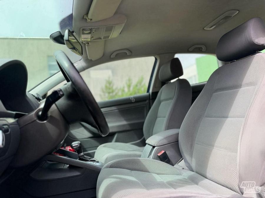 Zils Volkswagen Golf 2005 Kauņa, ar dzinēja tilpumu 1.90 L un nobraukumu 246 tūkst. km par 2500 €, foto 11 vietnē AUTOMOTO.COM.LV