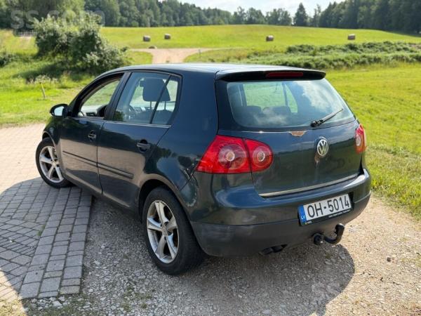 Zils Volkswagen Golf 2005 Cēsis, ar dzinēja tilpumu 2.00 L un nobraukumu 326 tūkst. km par 2450 €, foto 5 vietnē AUTOMOTO.COM.LV