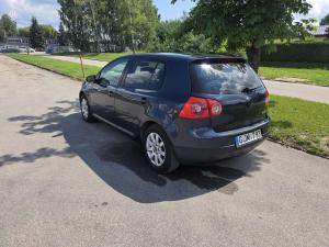 Blue Volkswagen Golf 2005 in Kaunas, with an engine capacity of 1.90 L and mileage of 374 thousand km for 1650 €, photo 5 on AUTOMOTO.COM.LV