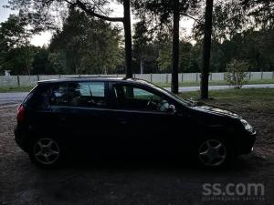 Blue Volkswagen Golf 2005 in Riga, with an engine capacity of 1.60 L and mileage of 220 thousand km for 2000 €, photo 5 on AUTOMOTO.COM.LV
