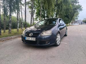 Blue Volkswagen Golf 2005 in Mazeikiai, with an engine capacity of 1.90 L and mileage of 294 thousand km for 1000 €, photo  on AUTOMOTO.COM.LV