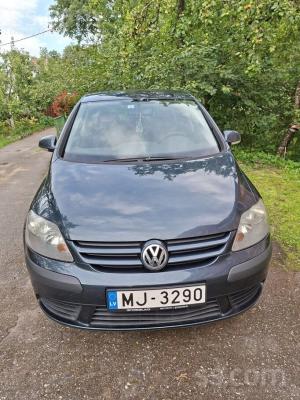 Blue Volkswagen Golf 2005 in Valmiera, with an engine capacity of 1.90 L and mileage of 342 thousand km for 1100 €, photo  on AUTOMOTO.COM.LV
