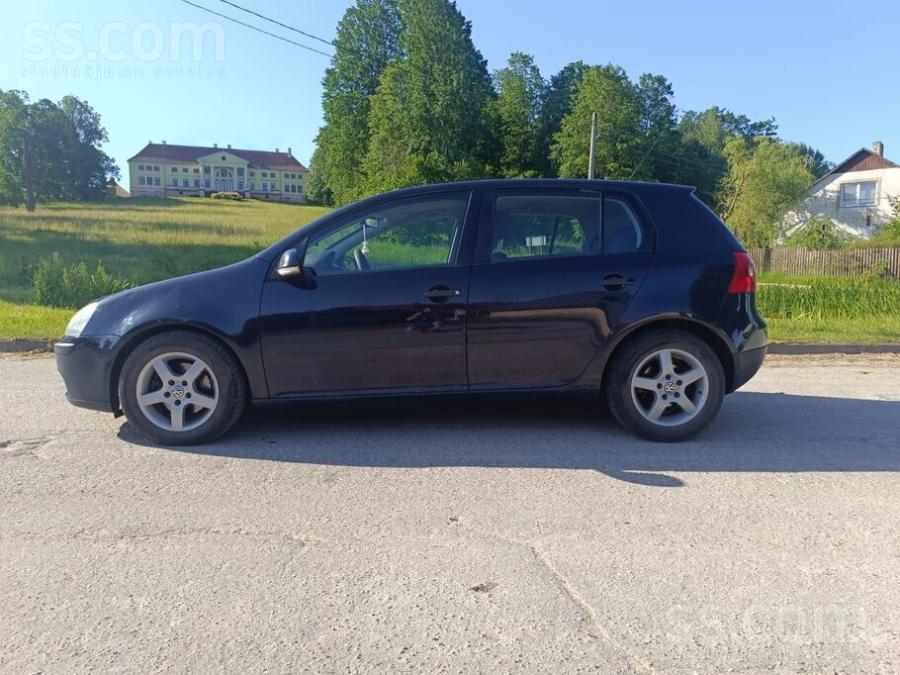 Blue Volkswagen Golf 2006 in Tukums, with an engine capacity of 2.00 L and mileage of 320 thousand km for 2500 €, photo 5 on AUTOMOTO.COM.LV