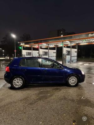 Blue Volkswagen Golf 2006 in Kaunas, with an engine capacity of 1.97 L and mileage of 302 thousand km for 1700 €, photo 2 on AUTOMOTO.COM.LV