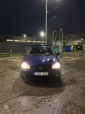 Blue Volkswagen Golf 2006 in Kaunas, with an engine capacity of 1.97 L and mileage of 302 thousand km for 1700 €, photo 8 on AUTOMOTO.COM.LV