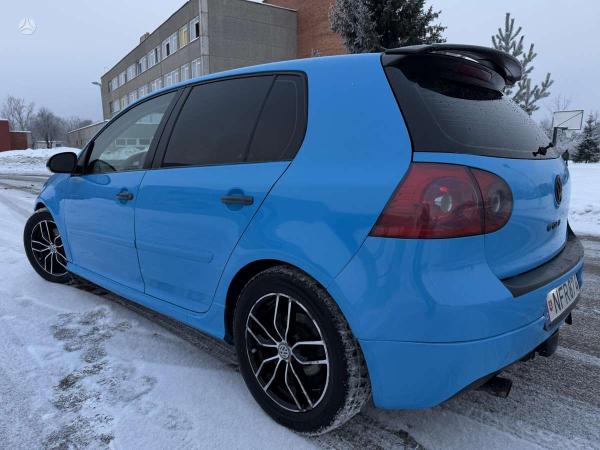 Blue Volkswagen Golf 2006 in Kaunas, with an engine capacity of 2.00 L and mileage of 246 thousand km for 2950 €, photo 3 on AUTOMOTO.COM.LV