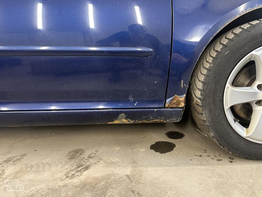 Blue Volkswagen Golf 2006 in Vilnius, with an engine capacity of 2.00 L and mileage of 254 thousand km for 900 €, photo 19 on AUTOMOTO.COM.LV