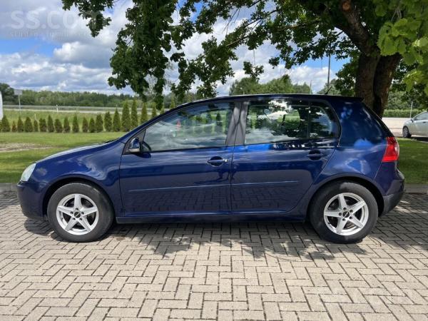 Zils Volkswagen Golf 2006 Rēzekne, ar dzinēja tilpumu 1.90 L un nobraukumu 287 tūkst. km par 3350 €, foto 4 vietnē AUTOMOTO.COM.LV