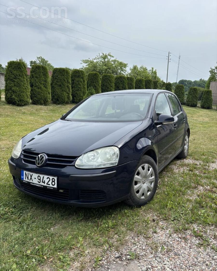 Zils Volkswagen Golf 2006 Tukums, ar dzinēja tilpumu 1.90 L un nobraukumu 341 tūkst. km par 1490 €, foto 1 vietnē AUTOMOTO.COM.LV