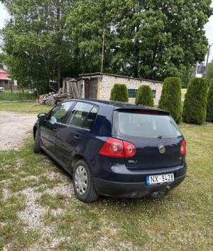 Zils Volkswagen Golf 2006 Tukums, ar dzinēja tilpumu 1.90 L un nobraukumu 341 tūkst. km par 1490 €, foto 6 vietnē AUTOMOTO.COM.LV