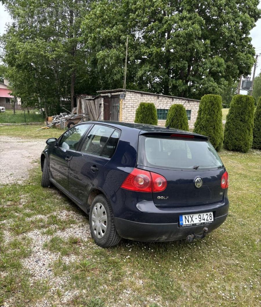 Zils Volkswagen Golf 2006 Tukums, ar dzinēja tilpumu 1.90 L un nobraukumu 341 tūkst. km par 1490 €, foto 6 vietnē AUTOMOTO.COM.LV