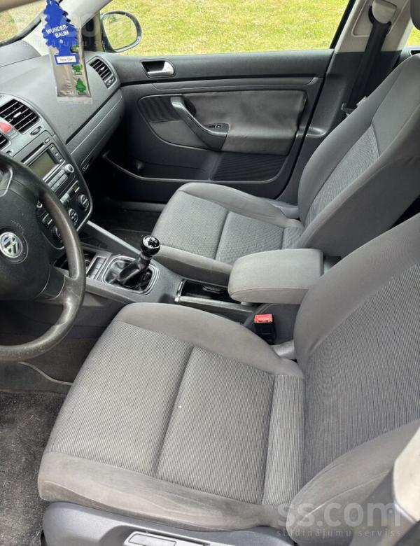 Zils Volkswagen Golf 2006 Tukums, ar dzinēja tilpumu 1.90 L un nobraukumu 341 tūkst. km par 1490 €, foto 8 vietnē AUTOMOTO.COM.LV
