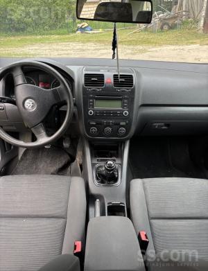 Zils Volkswagen Golf 2006 Tukums, ar dzinēja tilpumu 1.90 L un nobraukumu 341 tūkst. km par 1490 €, foto 12 vietnē AUTOMOTO.COM.LV