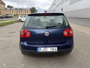 Blue Volkswagen Golf 2006 in Vilnius, with an engine capacity of 1.90 L and mileage of 348 thousand km for 800 €, photo 6 on AUTOMOTO.COM.LV
