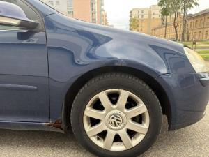 Blue Volkswagen Golf 2006 in Vilnius, with an engine capacity of 1.90 L and mileage of 348 thousand km for 800 €, photo 11 on AUTOMOTO.COM.LV