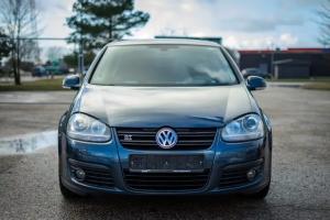 Blue Volkswagen Golf 2006 in Liepaja, with an engine capacity of 2.00 L and mileage of 265 thousand km for 3850 €, photo 7 on AUTOMOTO.COM.LV