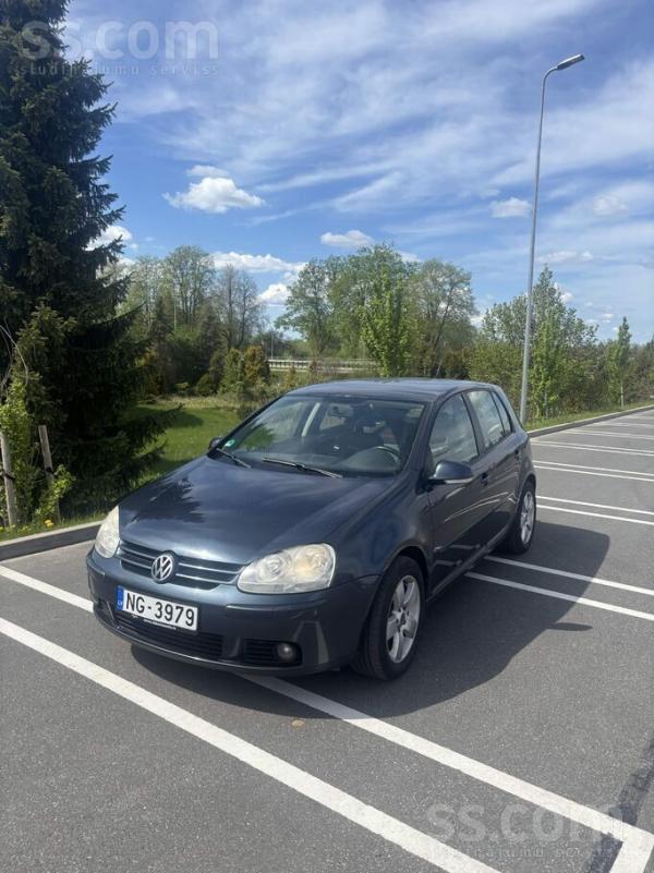 Blue Volkswagen Golf 2006 in Riga, with an engine capacity of 1.90 L and mileage of 306 thousand km for 1800 €, photo 1 on AUTOMOTO.COM.LV