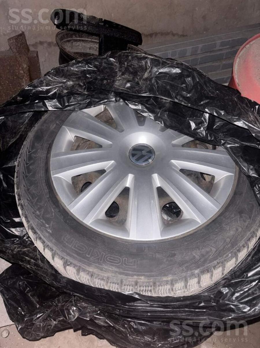 Zils Volkswagen Golf 2006 Rīga, ar dzinēja tilpumu 1.90 L un nobraukumu 306 tūkst. km par 1800 €, foto 11 vietnē AUTOMOTO.COM.LV