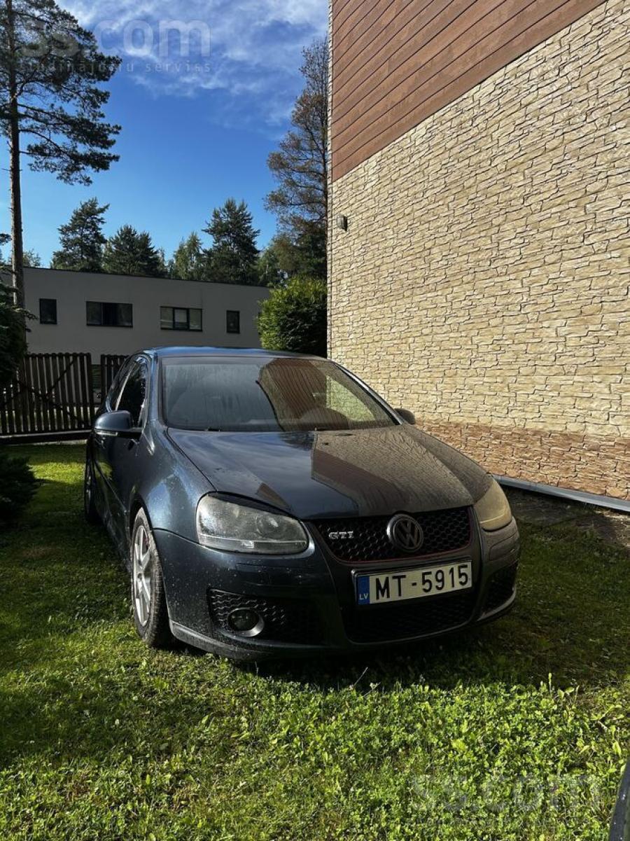 Blue Volkswagen Golf 2006 in Riga, with an engine capacity of 2.00 L and mileage of 286 thousand km for 2950 €, photo 6 on AUTOMOTO.COM.LV