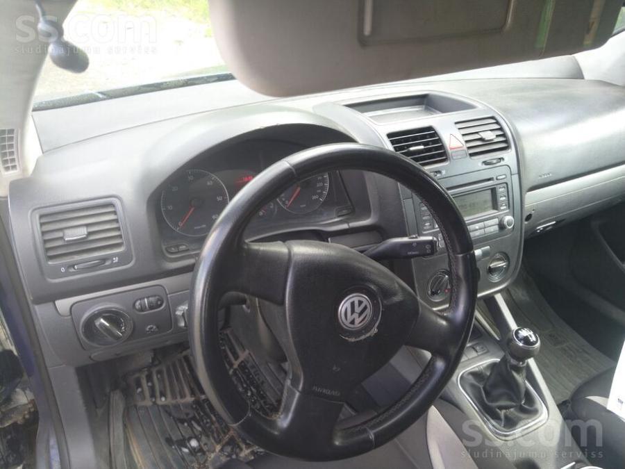 Zils Volkswagen Golf 2006 Liepāja, ar dzinēja tilpumu 1.90 L un nobraukumu 0 tūkst. km par 1600 €, foto 5 vietnē AUTOMOTO.COM.LV