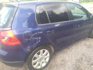 Zils Volkswagen Golf 2006 Liepāja, ar dzinēja tilpumu 1.90 L un nobraukumu 0 tūkst. km par 1600 €, foto 9 vietnē AUTOMOTO.COM.LV