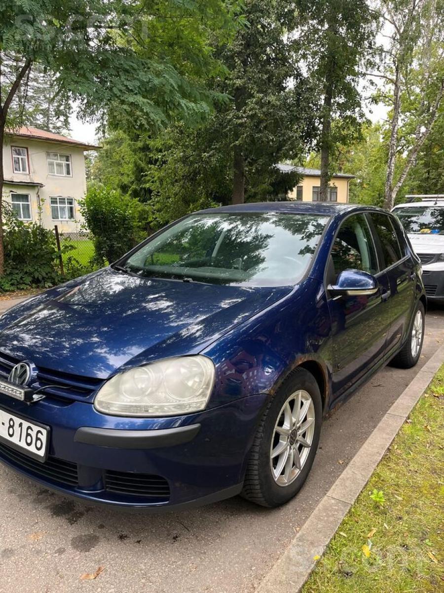 Zils Volkswagen Golf 2006 Ogre, ar dzinēja tilpumu 1.90 L un nobraukumu 377 tūkst. km par 940 €, foto 3 vietnē AUTOMOTO.COM.LV