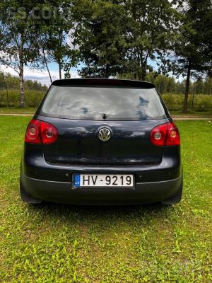 Zils Volkswagen Golf 2006 Limbaži, ar dzinēja tilpumu 2.00 L un nobraukumu 446 tūkst. km par 1500 €, foto 3 vietnē AUTOMOTO.COM.LV