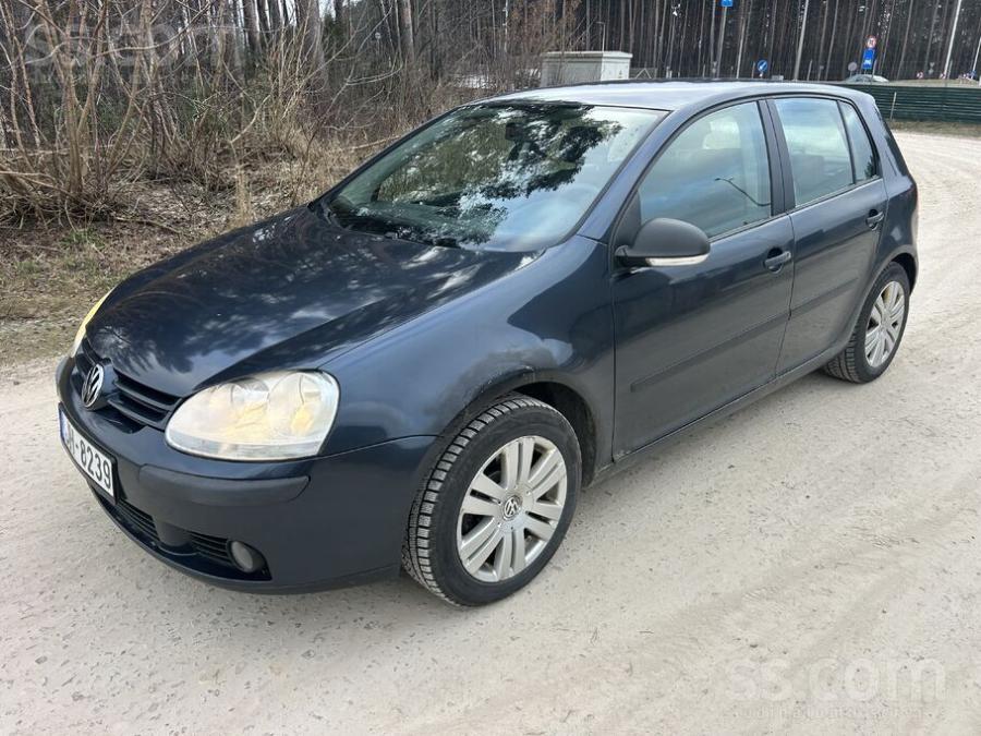 Blue Volkswagen Golf 2007 in Riga, with an engine capacity of 1.90 L and mileage of 365 thousand km for 1400 €, photo 3 on AUTOMOTO.COM.LV
