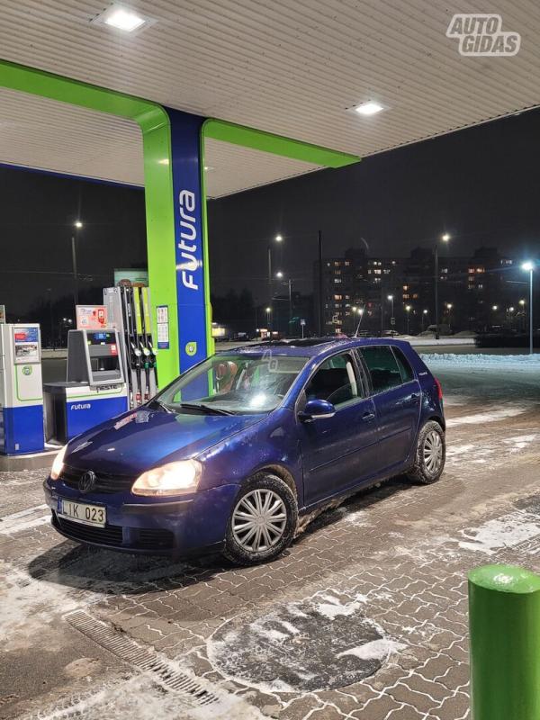 Blue Volkswagen Golf 2007 in Kaunas, with an engine capacity of 1.60 L and mileage of 309 thousand km for 850 €, photo 1 on AUTOMOTO.COM.LV