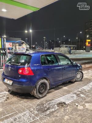 Blue Volkswagen Golf 2007 in Kaunas, with an engine capacity of 1.60 L and mileage of 309 thousand km for 850 €, photo 4 on AUTOMOTO.COM.LV