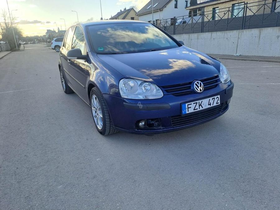 Blue Volkswagen Golf 2007 in Telschi, with an engine capacity of 1.90 L and mileage of 282 thousand km for 1300 €, photo 1 on AUTOMOTO.COM.LV