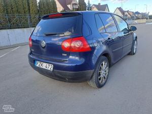 Blue Volkswagen Golf 2007 in Telschi, with an engine capacity of 1.90 L and mileage of 282 thousand km for 1300 €, photo 6 on AUTOMOTO.COM.LV