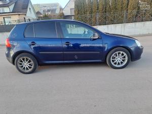 Blue Volkswagen Golf 2007 in Telschi, with an engine capacity of 1.90 L and mileage of 282 thousand km for 1300 €, photo 8 on AUTOMOTO.COM.LV