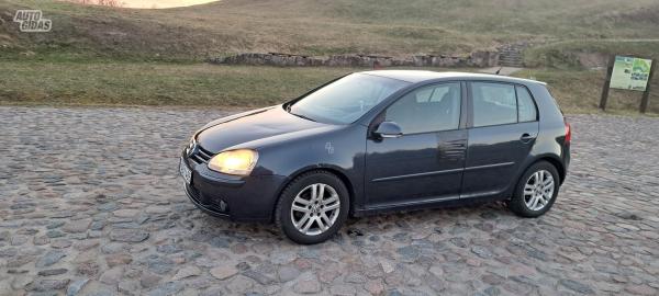 Blue Volkswagen Golf 2007 in Druskininkai, with an engine capacity of 1.90 L and mileage of 380 thousand km for 950 €, photo 2 on AUTOMOTO.COM.LV