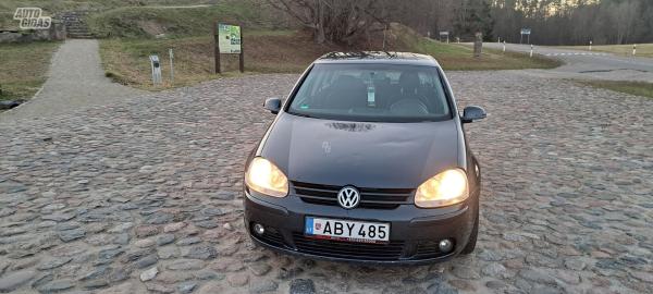 Blue Volkswagen Golf 2007 in Druskininkai, with an engine capacity of 1.90 L and mileage of 380 thousand km for 950 €, photo 3 on AUTOMOTO.COM.LV