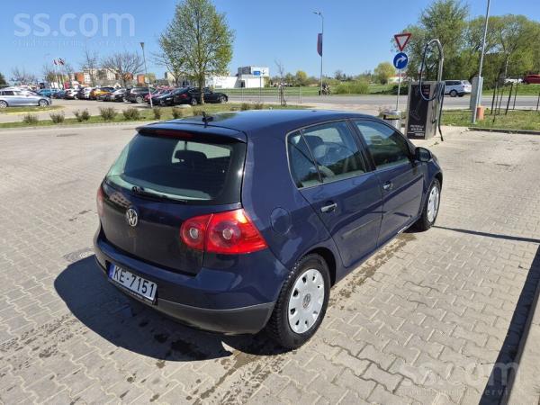Blue Volkswagen Golf 2007 in Jelgava, with an engine capacity of 1.90 L and mileage of 385 thousand km for 1300 €, photo 3 on AUTOMOTO.COM.LV