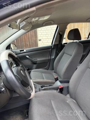 Zils Volkswagen Golf 2007 Rīga, ar dzinēja tilpumu 1.40 L un nobraukumu 390 tūkst. km par 1200 €, foto 6 vietnē AUTOMOTO.COM.LV