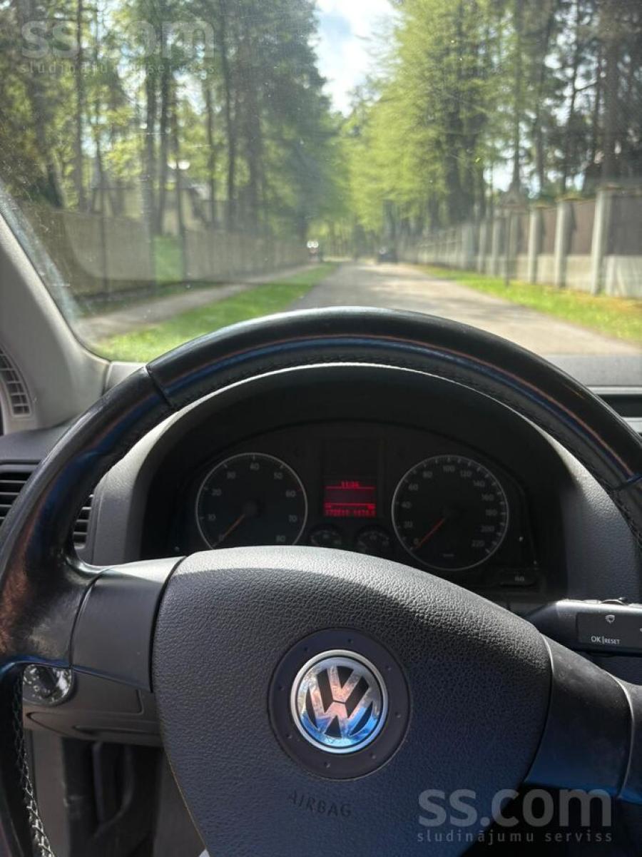 Zils Volkswagen Golf 2007 Rīga, ar dzinēja tilpumu 1.40 L un nobraukumu 173 tūkst. km par 3500 €, foto 8 vietnē AUTOMOTO.COM.LV