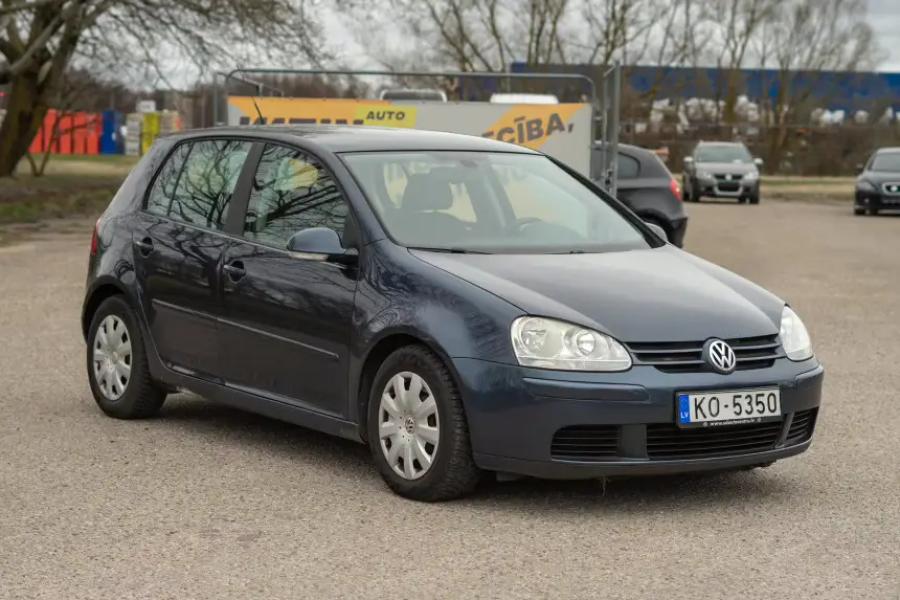 Zils Volkswagen Golf 2007 Liepāja, ar dzinēja tilpumu 1.90 L un nobraukumu 286 tūkst. km par 1900 €, foto 6 vietnē AUTOMOTO.COM.LV