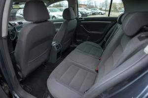Zils Volkswagen Golf 2007 Liepāja, ar dzinēja tilpumu 1.90 L un nobraukumu 286 tūkst. km par 1900 €, foto 11 vietnē AUTOMOTO.COM.LV