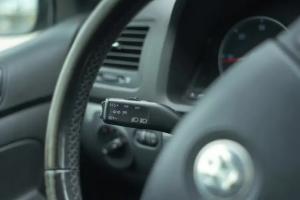 Zils Volkswagen Golf 2007 Liepāja, ar dzinēja tilpumu 1.90 L un nobraukumu 286 tūkst. km par 1900 €, foto 21 vietnē AUTOMOTO.COM.LV
