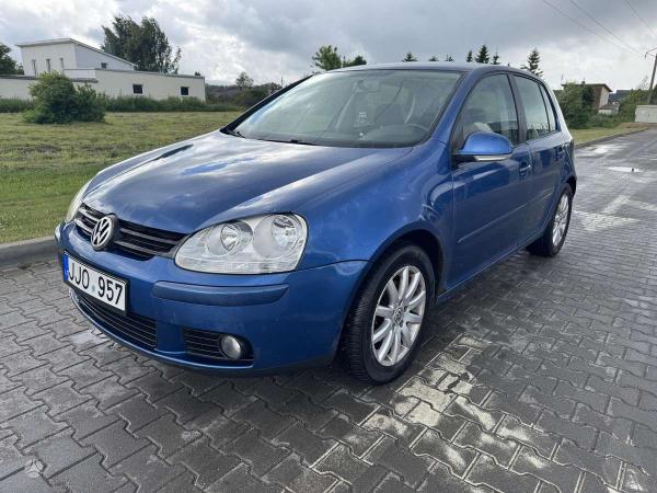 Blue Volkswagen Golf 2007 in Palanga, with an engine capacity of 1.90 L and mileage of 322 thousand km for 1300 €, photo 1 on AUTOMOTO.COM.LV