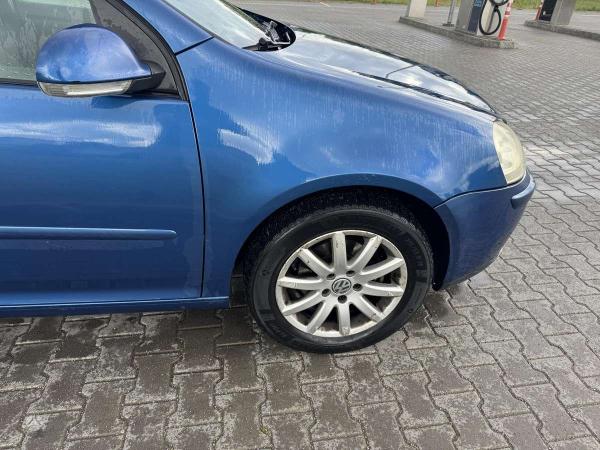 Blue Volkswagen Golf 2007 in Palanga, with an engine capacity of 1.90 L and mileage of 322 thousand km for 1300 €, photo 10 on AUTOMOTO.COM.LV
