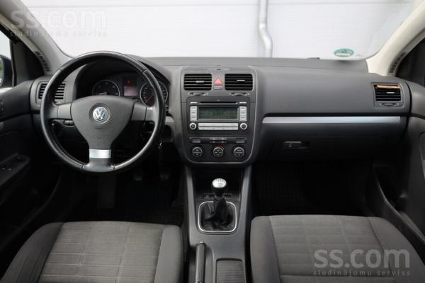 Zils Volkswagen Golf 2007 Rīga, ar dzinēja tilpumu 2.00 L un nobraukumu 0 tūkst. km par 2495 €, foto 6 vietnē AUTOMOTO.COM.LV