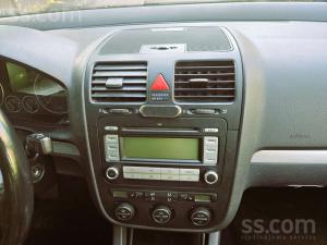 Zils Volkswagen Golf 2007 Rīga, ar dzinēja tilpumu 2.00 L un nobraukumu 0 tūkst. km par 1300 €, foto 24 vietnē AUTOMOTO.COM.LV