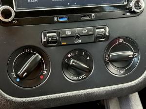 Zils Volkswagen Golf 2007 Kauņa, ar dzinēja tilpumu 1.90 L un nobraukumu 290 tūkst. km par 2500 €, foto 15 vietnē AUTOMOTO.COM.LV