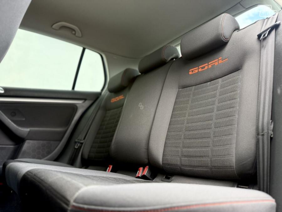 Zils Volkswagen Golf 2007 Kauņa, ar dzinēja tilpumu 1.90 L un nobraukumu 290 tūkst. km par 2500 €, foto 20 vietnē AUTOMOTO.COM.LV
