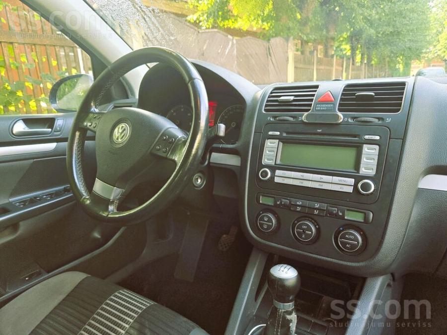 Blue Volkswagen Golf 2007 in Riga, with an engine capacity of 2.00 L and mileage of 0 thousand km for 950 €, photo 11 on AUTOMOTO.COM.LV
